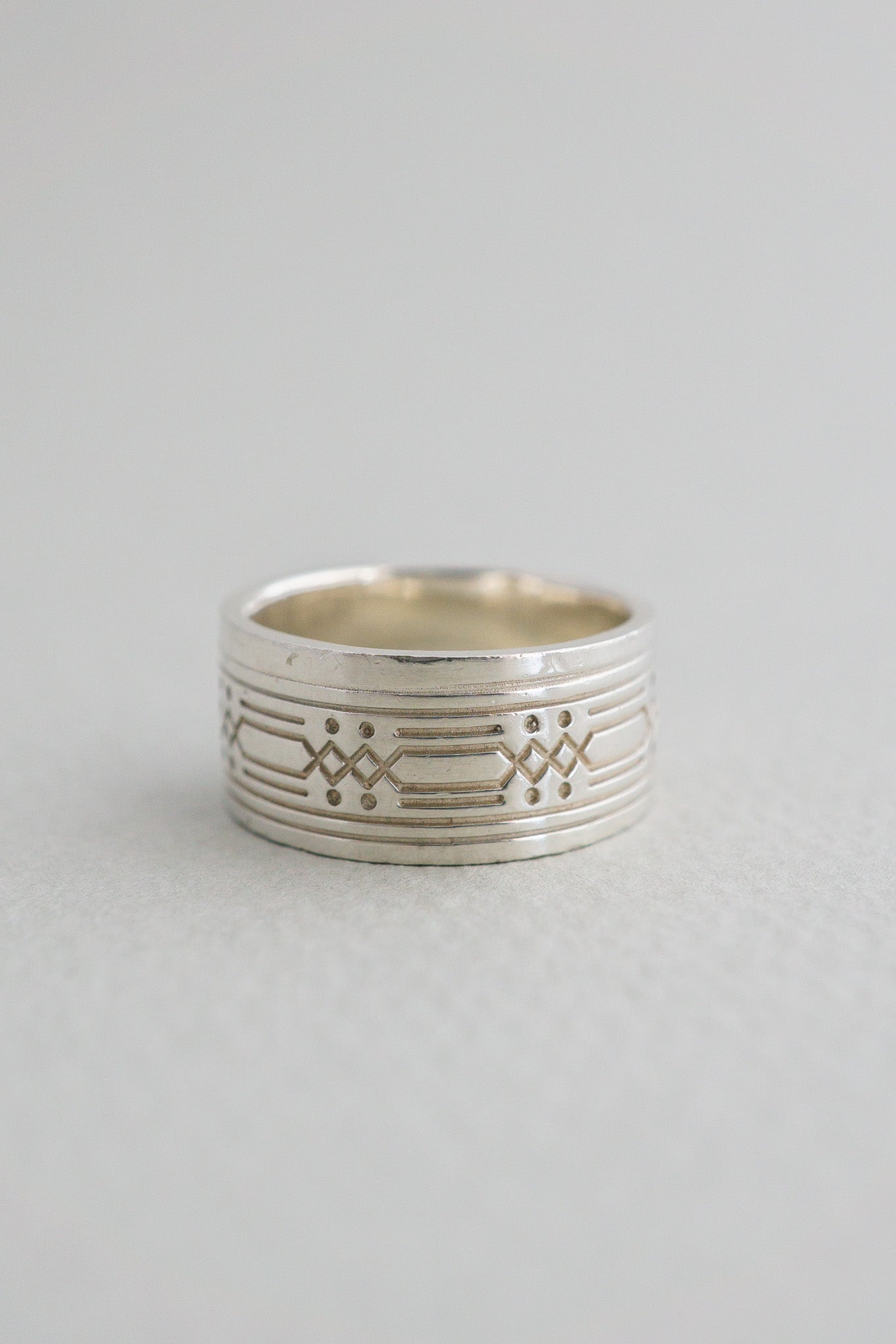 Geometric Pattern Ring – Arphe